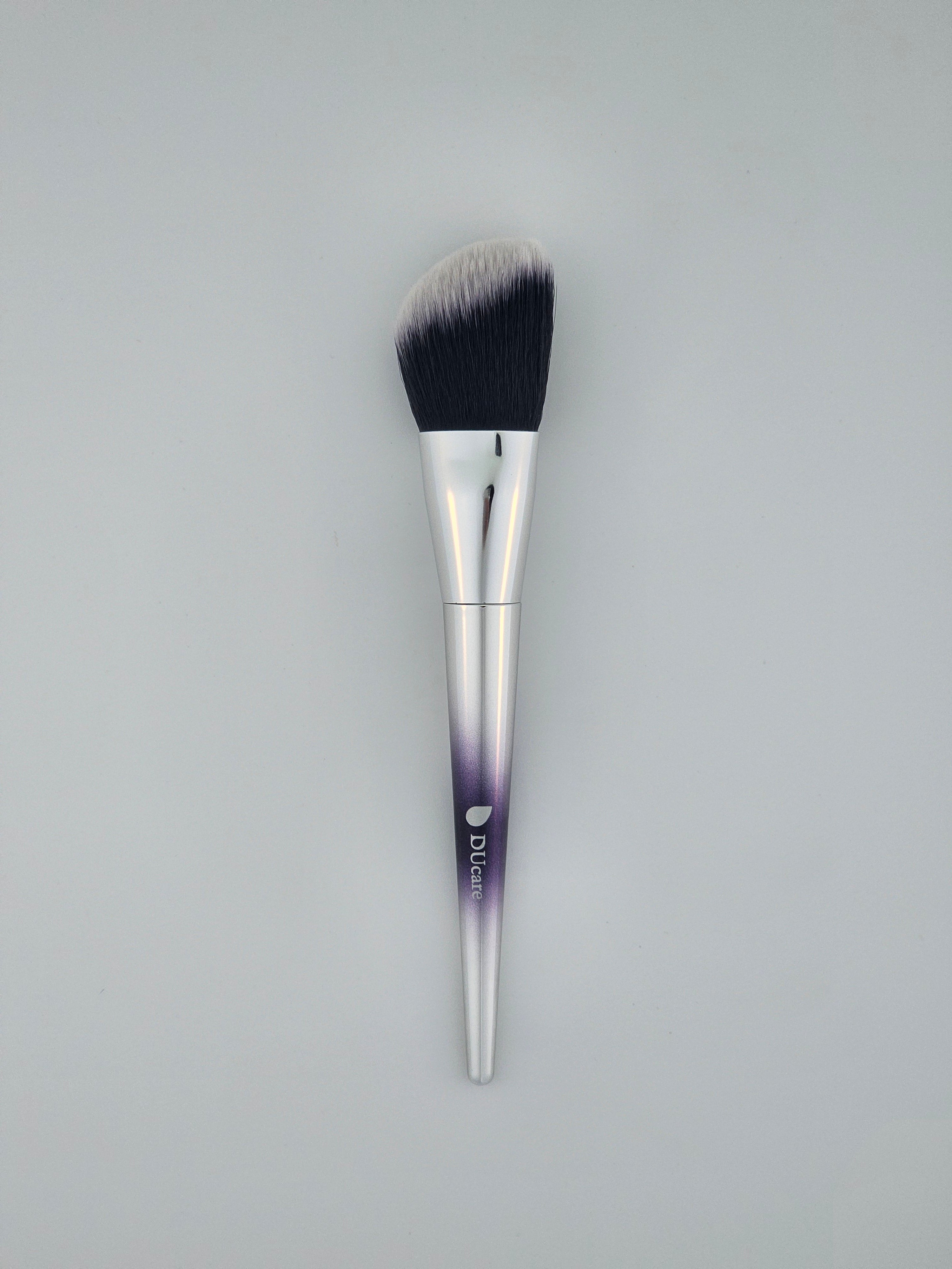 DUcare Angled Contour Brush - Professional Precision for Flawless ...